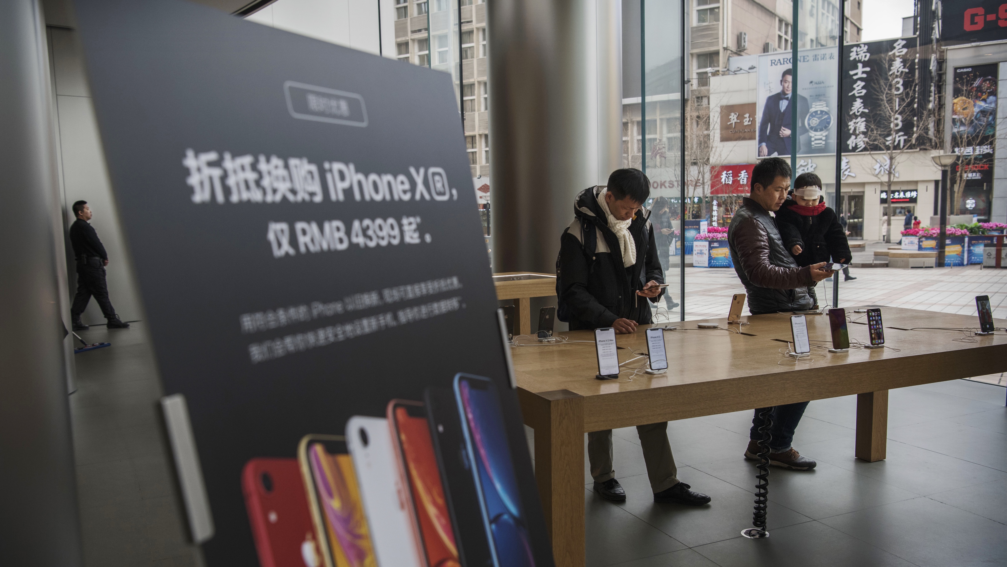 'Apple voert prijsverlaging iPhone door in China'